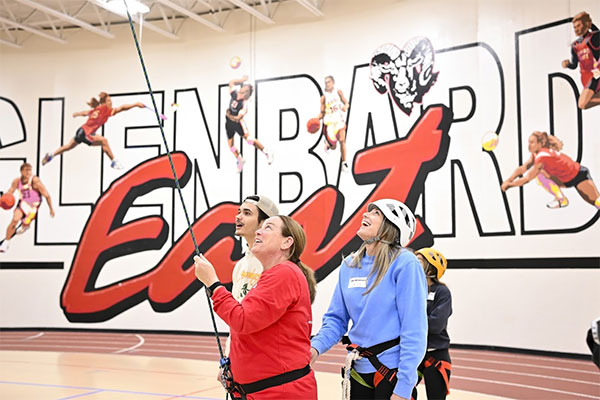 Teaching the ropes: Jim Ressler delivers workshop on adventure-based ...