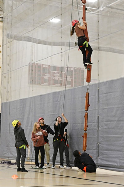 Teaching the ropes: Jim Ressler delivers workshop on adventure-based ...